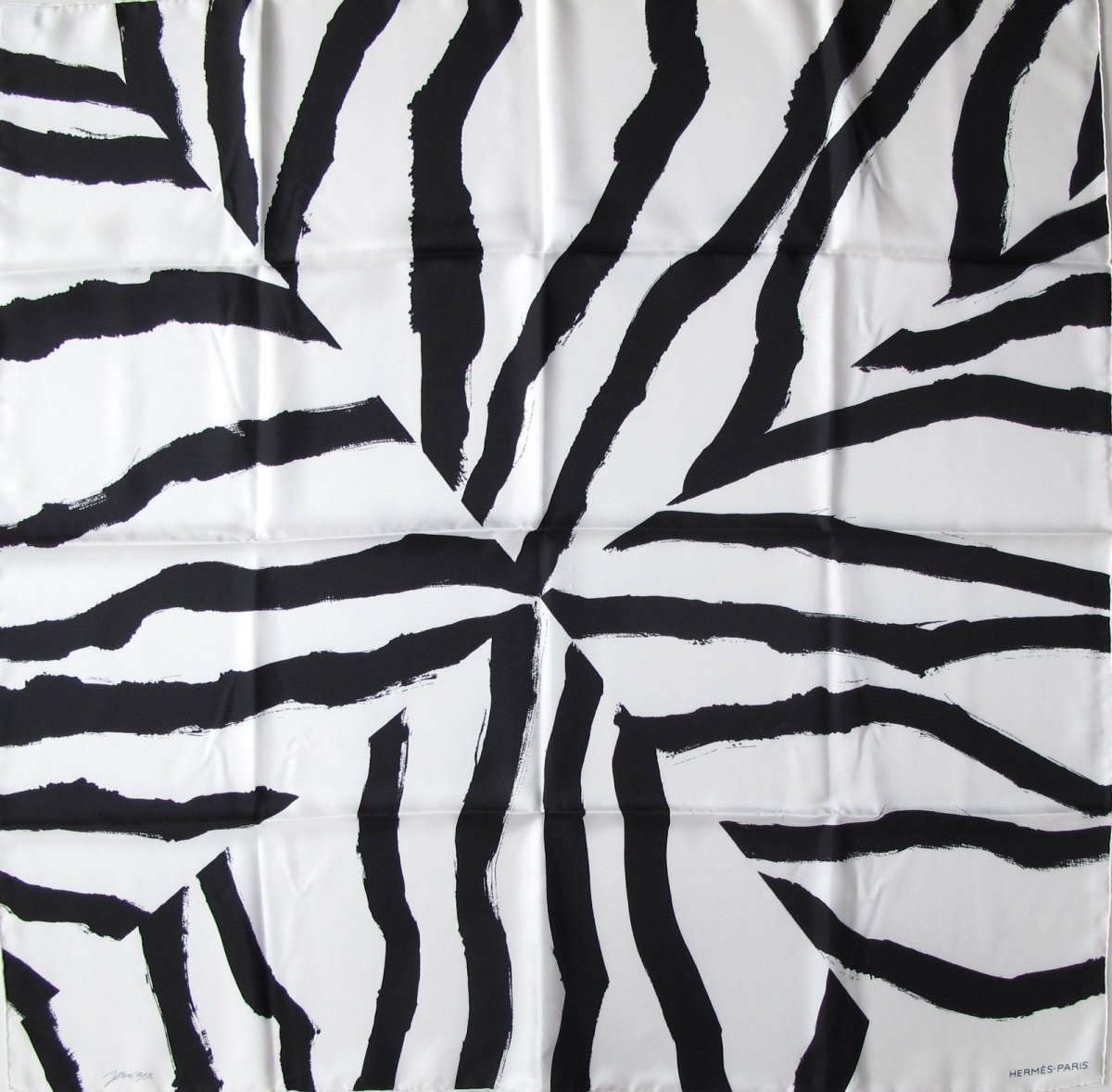 Hermes 2018 Black and White Rosace de Janos Ber Artistic Twill 90cm ...